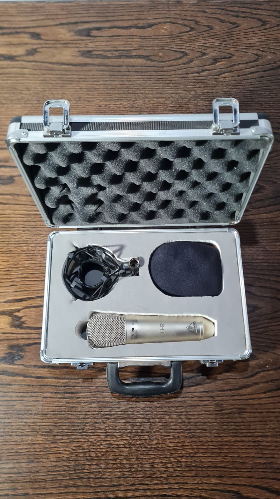 Behringer B-2 Condenser Microphone | We Buy Guitars